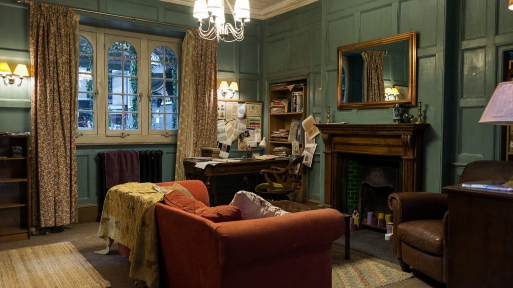 An architectural review of the series: A Discovery of Witches - RTF