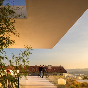 JAC House by VISIOARQ ARQUITECTOS - RTF | Rethinking The Future