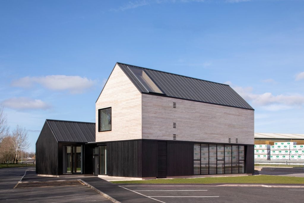 Lockerbie Sawmill Office by Konishi Gaffney Architects - RTF ...