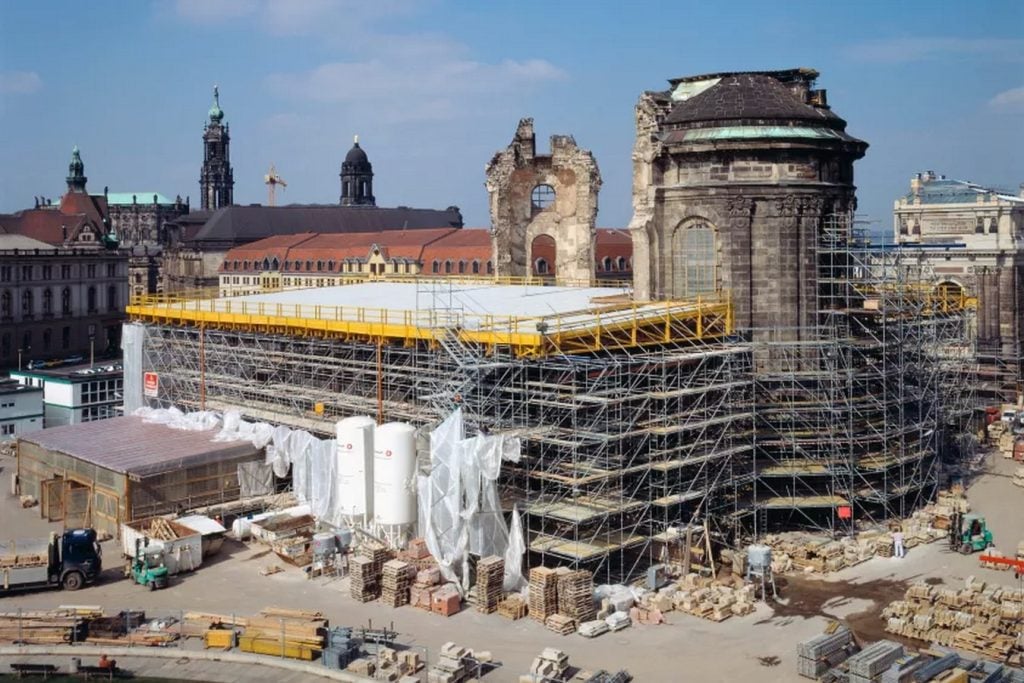 Timeline of Restoration: The Frauenkirche church, Dresden - RTF ...
