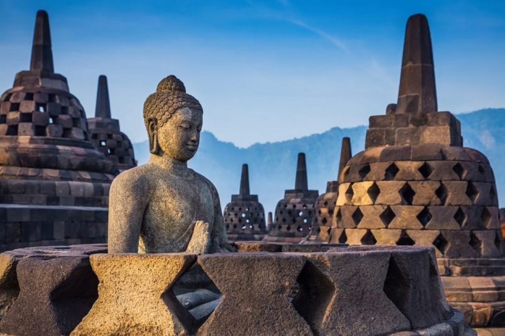 Largest Buildings In World: 20 Architectural Marvels Every Architect ...