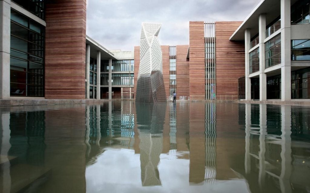 Modern Architecture in Pakistan - RTF | Rethinking The Future