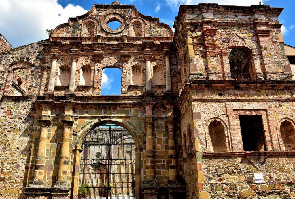 An architectural review of a location: Panama - RTF | Rethinking The Future