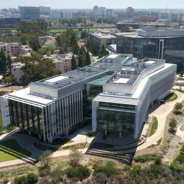 Franklin Antonio Hall by Perkins and Will - RTF