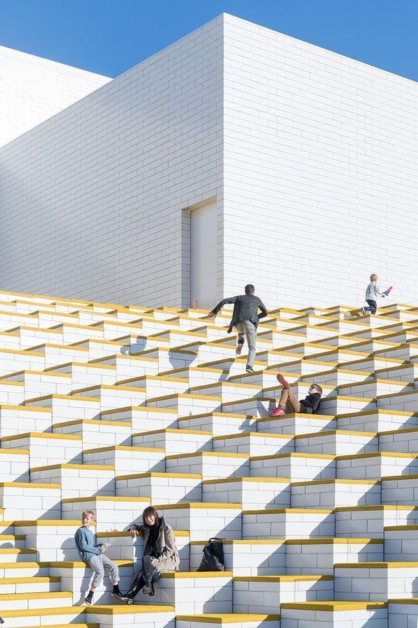 How architecture sharpens your perspective - RTF | Rethinking The Future
