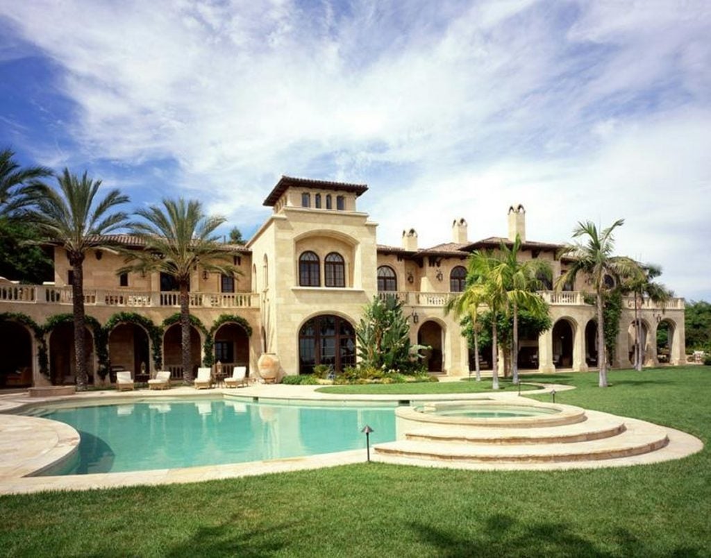 Eddie Murphy House: 10 Facts through Architect's Lens - RTF