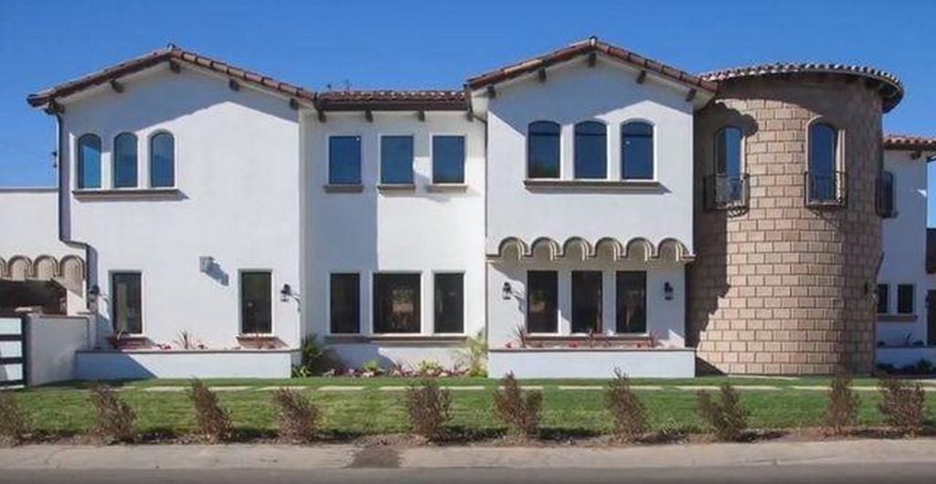 Micheal B. Jordan House | An Inside Look At The Houses Owned By Michael ...