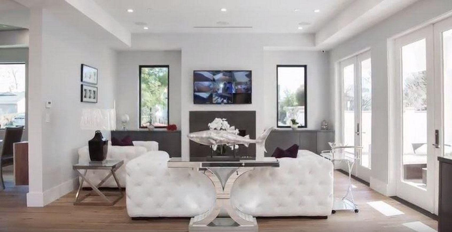 Micheal B. Jordan House | An Inside Look At The Houses Owned By Michael ...