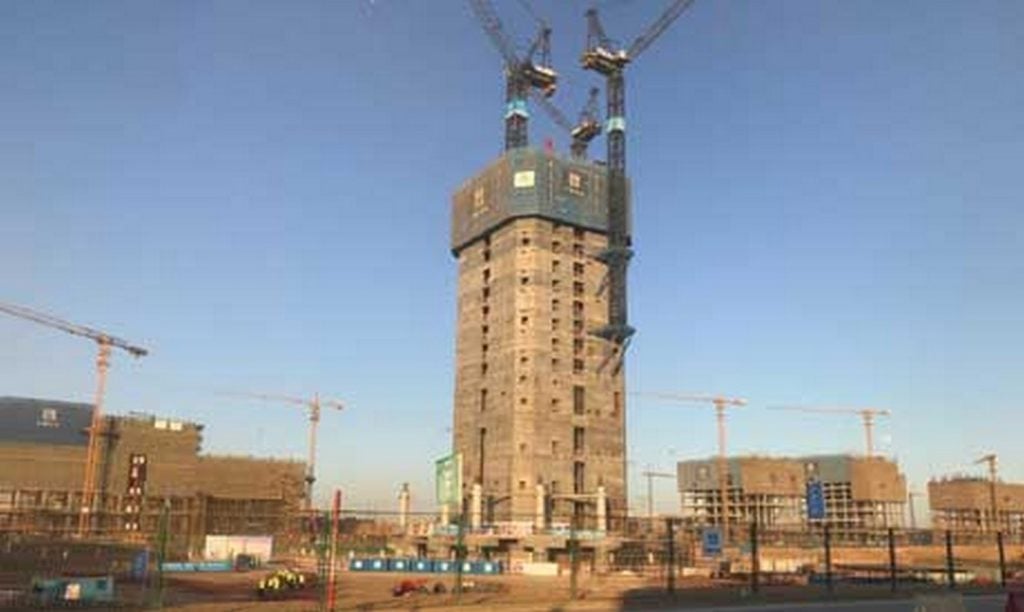 Project in-depth:Iconic Tower - RTF | Rethinking The Future