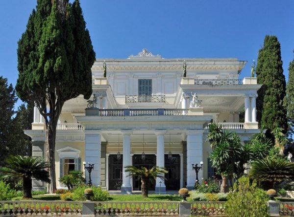 Buildings In Greece: 15 Architectural Marvels Every Architect Must See ...