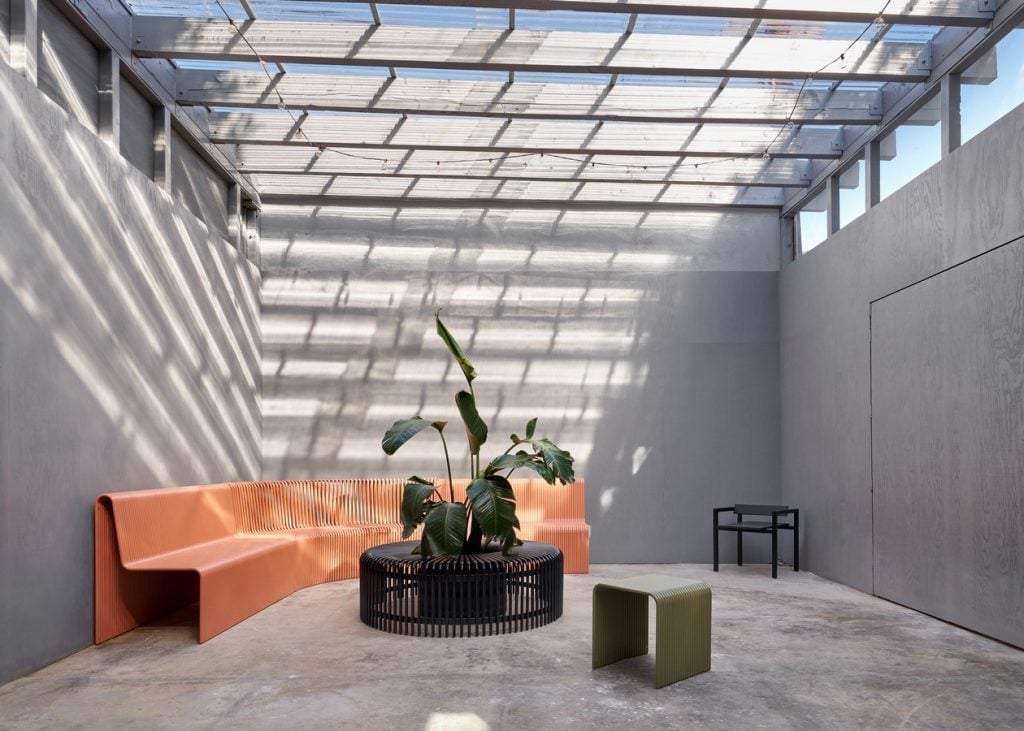 West Coast Headquarters for Phillips Auction House by Formation ...