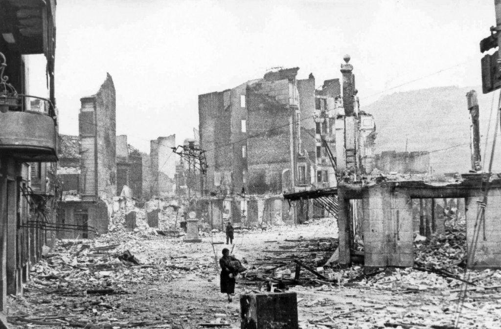 Story behind the Art: Guernica - RTF | Rethinking The Future