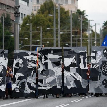 Story behind the Art: Guernica - RTF | Rethinking The Future