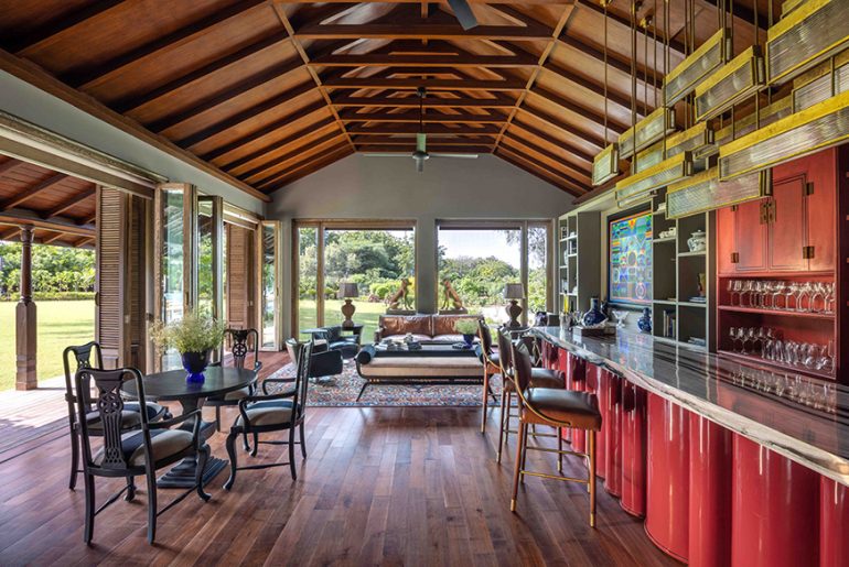 Show-Stopping Bar Room by Beyond Designs - RTF | Rethinking The Future