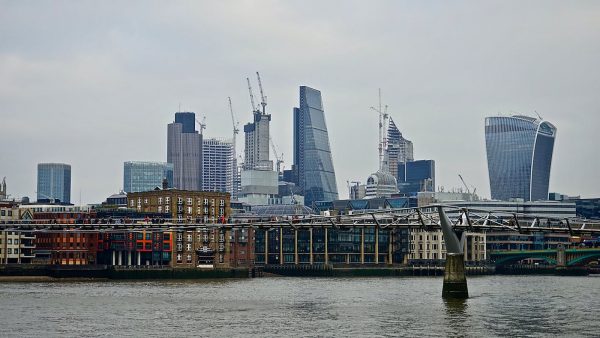 An overview of High-tech Architecture - RTF | Rethinking The Future