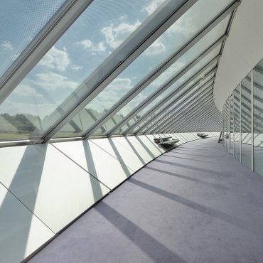 An overview of High-tech Architecture - RTF | Rethinking The Future