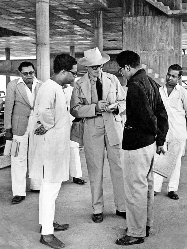 Le Corbusier: The Modernist Architect who Redefined the Built Environment