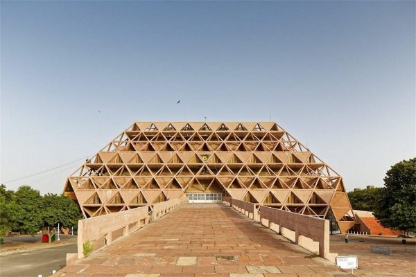 Raj Rewal: The Architect Who Combines Modernism with Traditional Indian ...