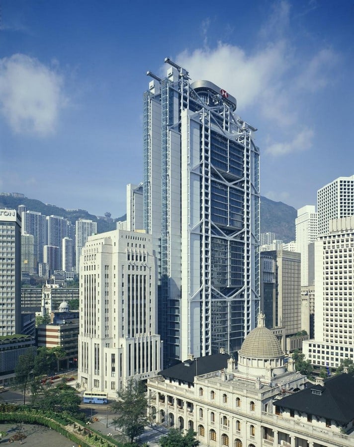 An overview of High-tech Architecture - RTF | Rethinking The Future