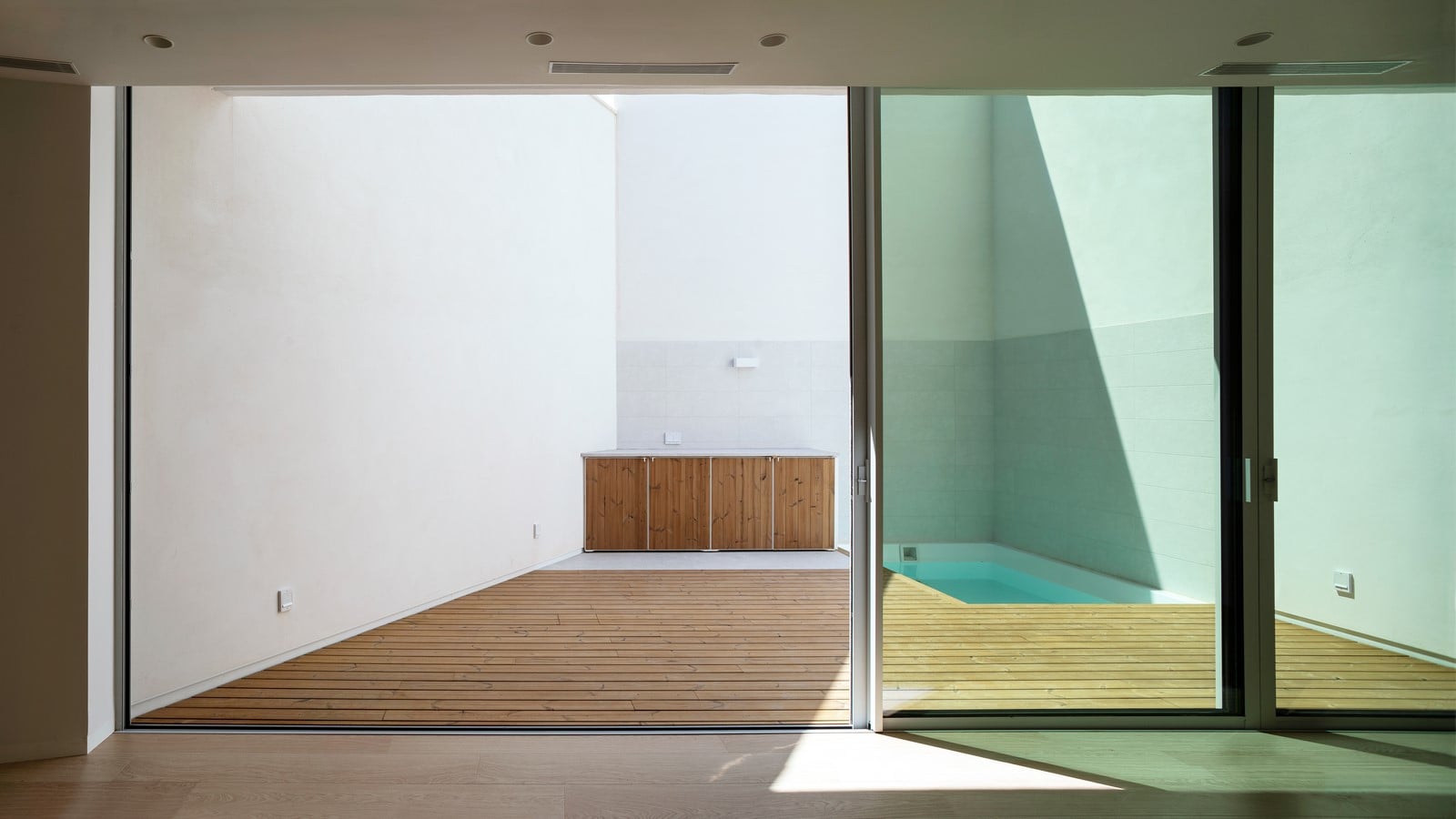 Colon House by Mano de Santo architecture - RTF | Rethinking The Future