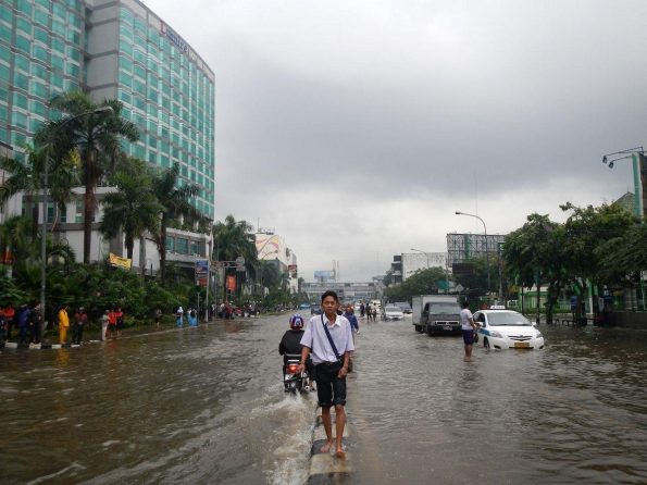 Jakarta's Race Against Time: Battling Sinking and Flooding Amid Global ...