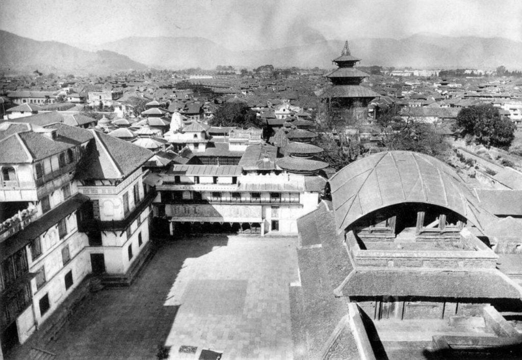 The history and design of public buildings and infrastructure - RTF ...