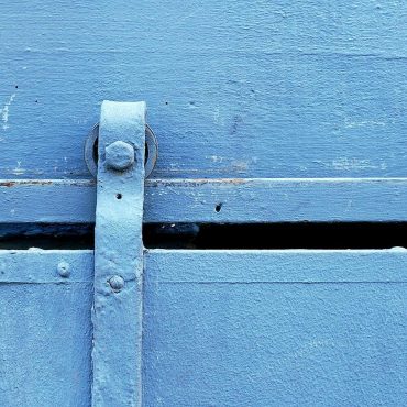 The Evolution of Sliding Door Systems: From Traditional to Smart and ...