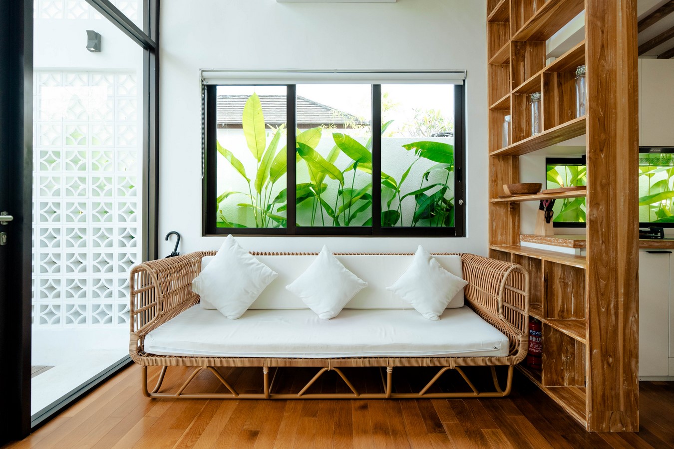 The Putih Tiny Villa by Balitecture - RTF | Rethinking The Future