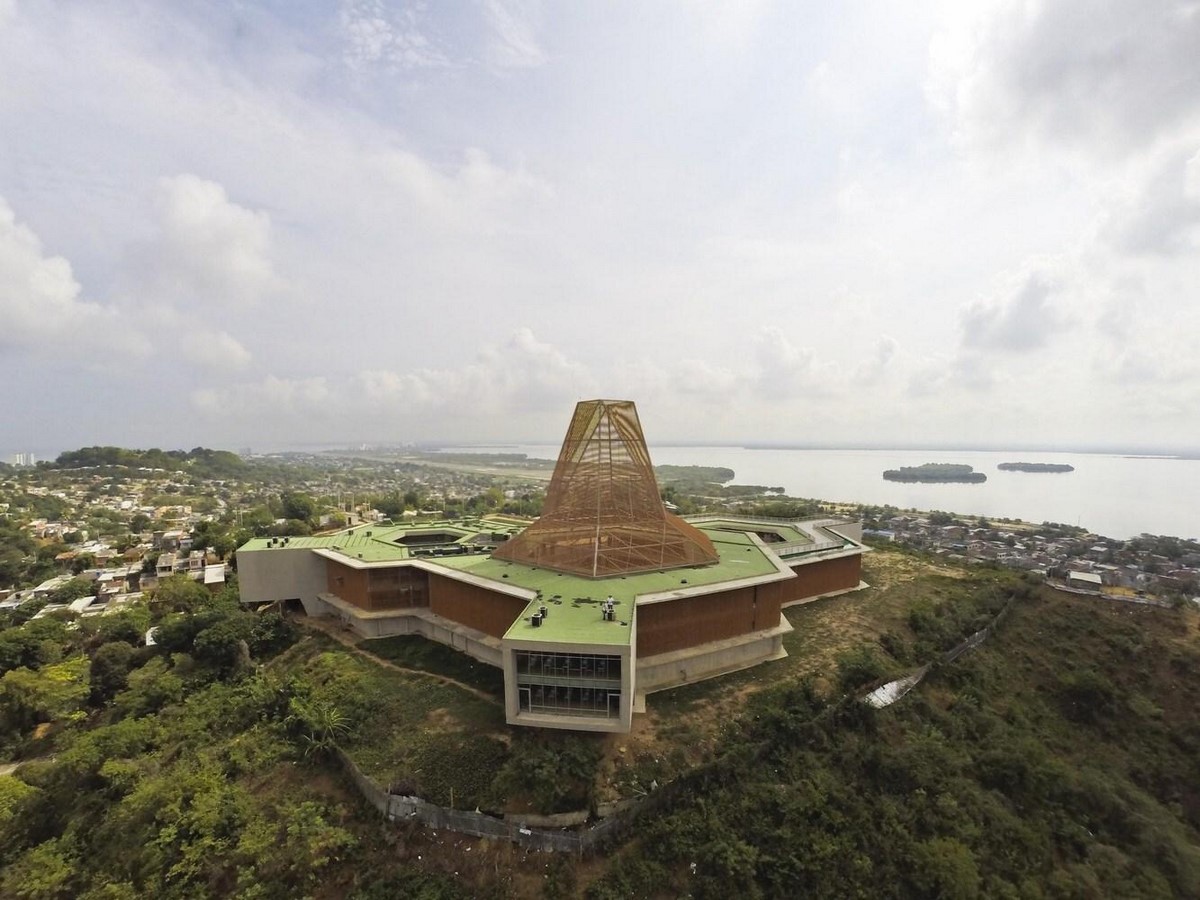 An overview of Architecture and Elitism - RTF | Rethinking The Future