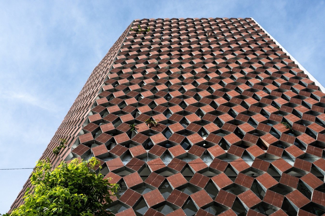 Recycled and Upcycled Materials in Building - RTF | Rethinking The Future