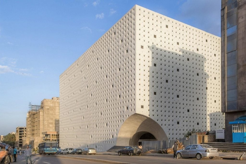 Adapting Ancient African Building Techniques to Modern Construction ...