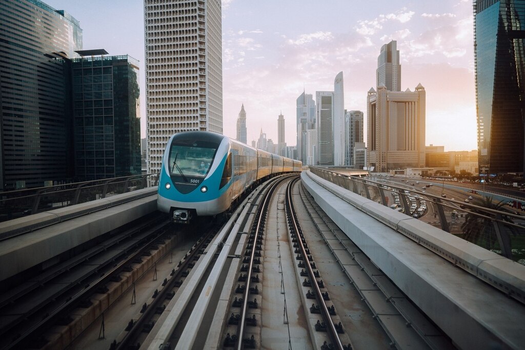 Smart Cities and Technological Integration in the UAE - RTF ...