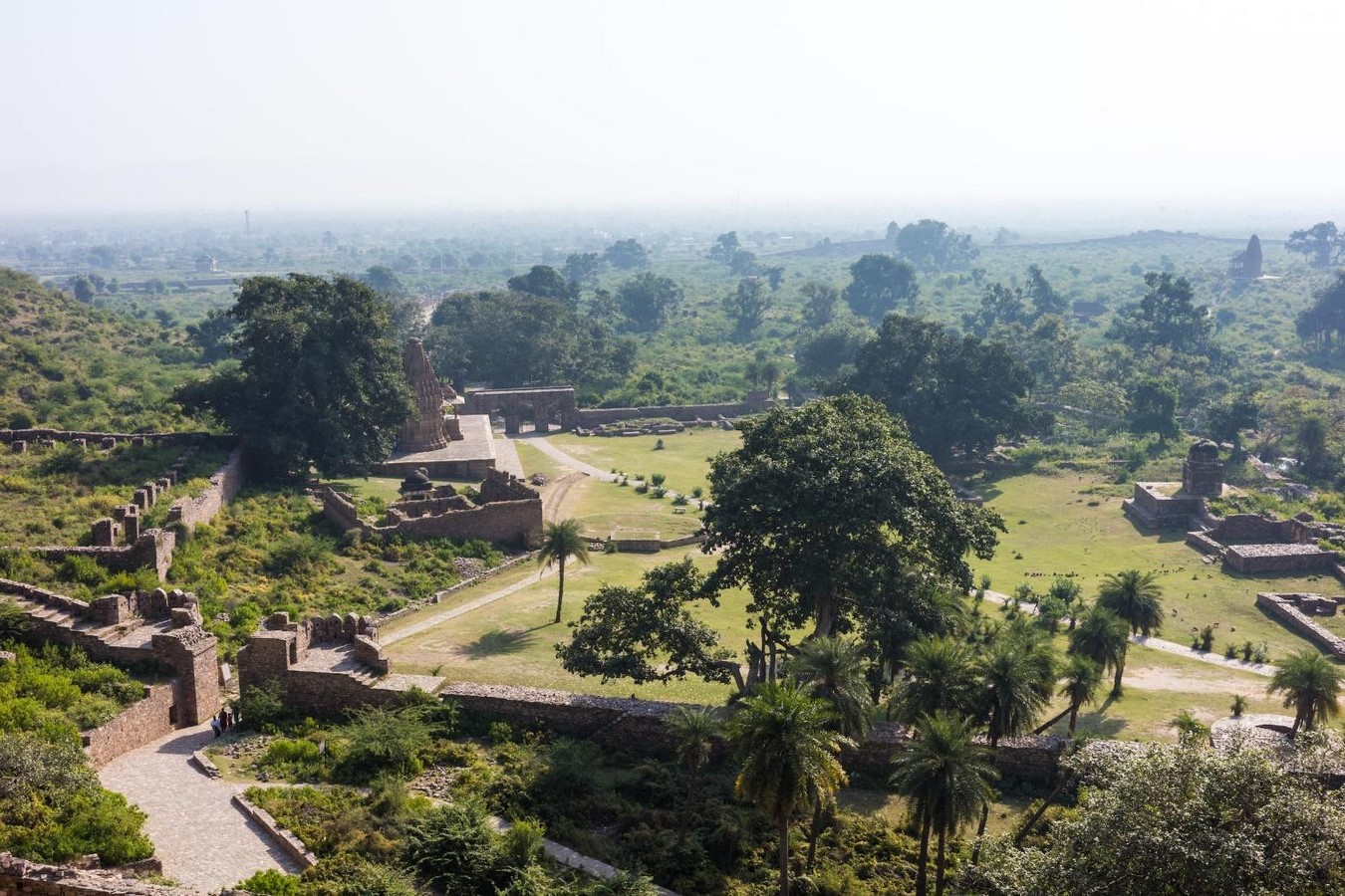 Lost in time: Bhangarh Fort, Alwar - RTF | Rethinking The Future
