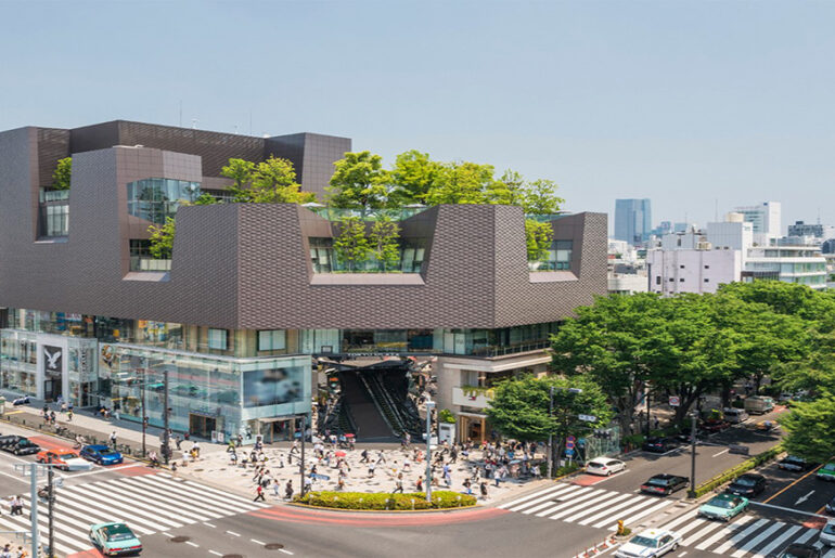 A Grand Entrance: Elevating Architectural Concepts to Unprecedented ...