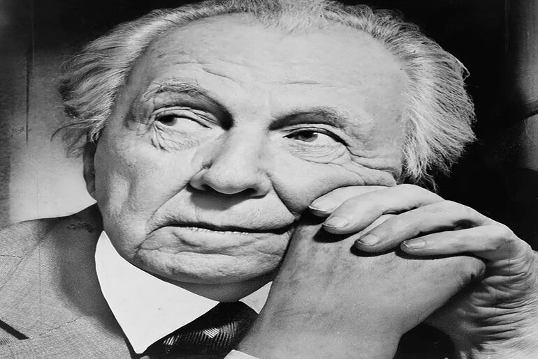 Frank Lloyd Wright: Pioneering Architectural Innovation - RTF ...