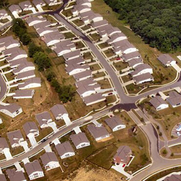 Clarence A. Perry's Neighborhood Unit Concept: Transforming Communities ...