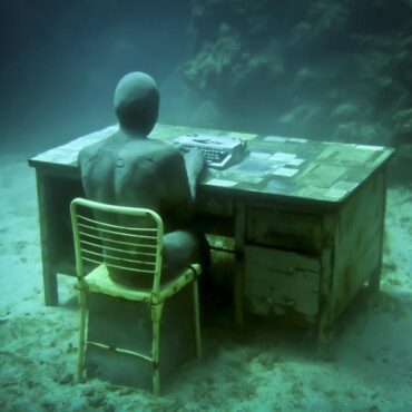 Jason deCaires Talyor: The Sculptor shaping Underwater Museums and Art ...