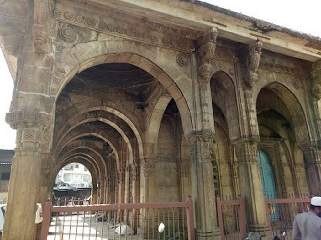 10 Places to Visit in Surat for Travelling Architect - RTF | Rethinking ...