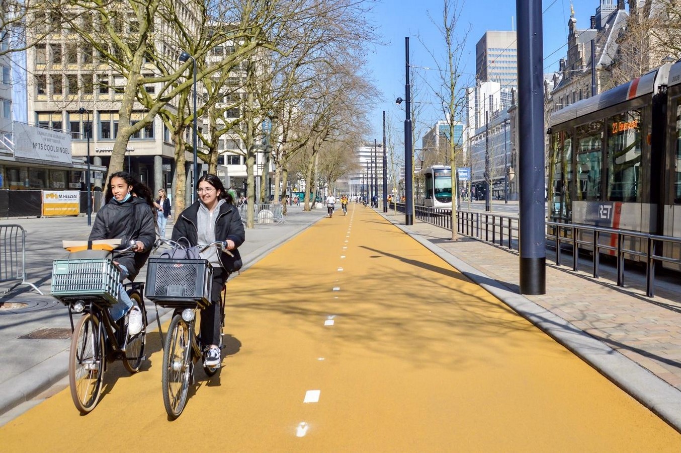 Pedal Power: Revolutionizing Urban Transport Through Cycling ...