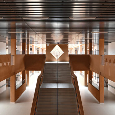 Pars Hospital, Iran: A Masterpiece of Architectural Ingenuity in ...