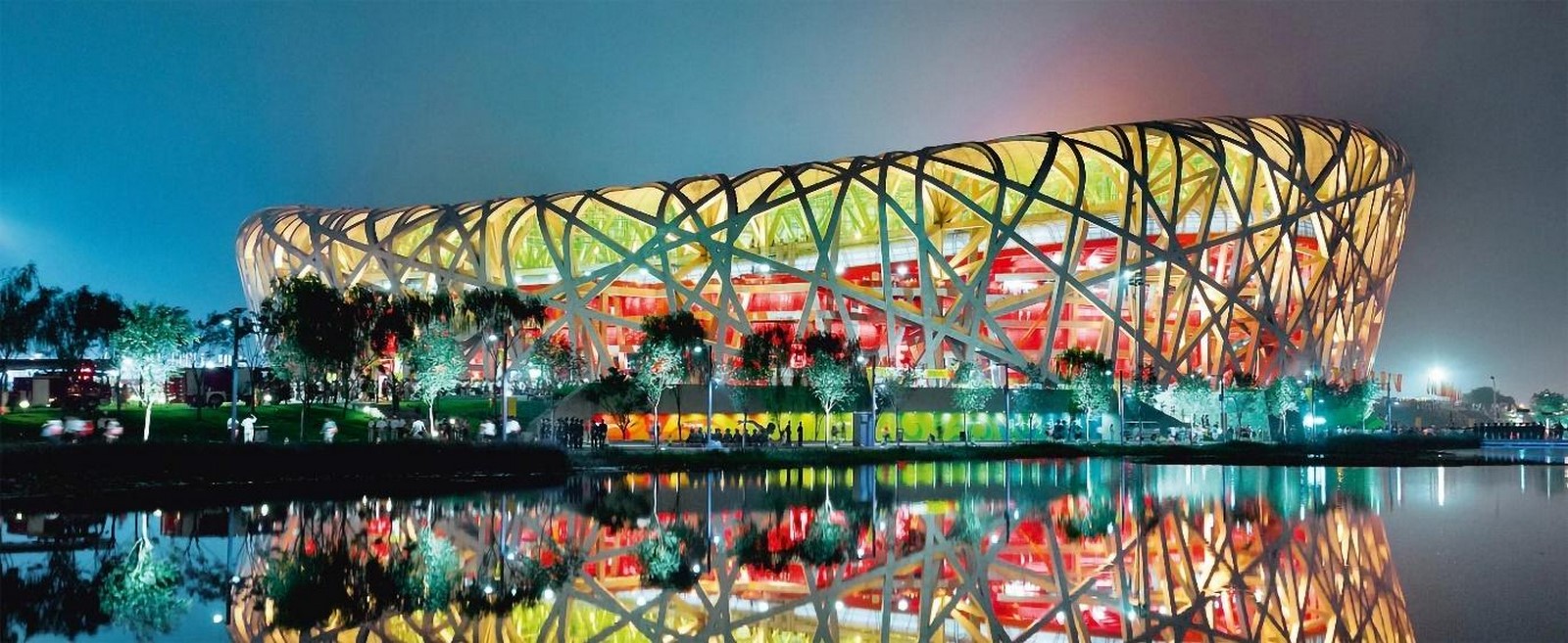 The Fusion of Nature and Algorithm: Biomorphic Design Unveiled - RTF ...