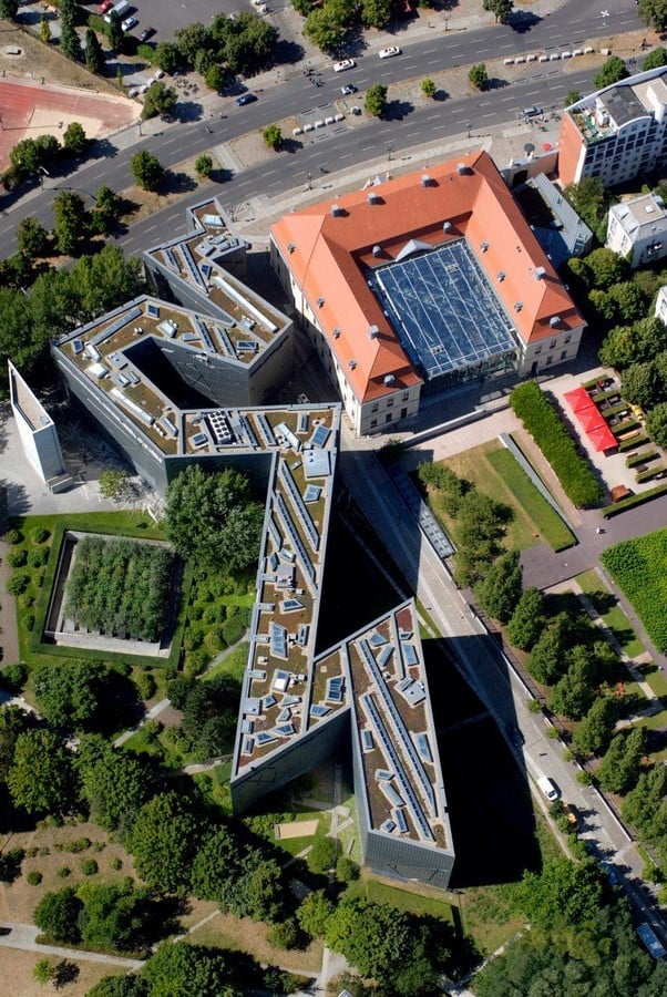 Growth of Architecture in the Digital world - RTF | Rethinking The Future