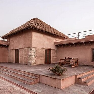 Mud Architecture: Building with Earth’s Timeless Wisdom - RTF ...