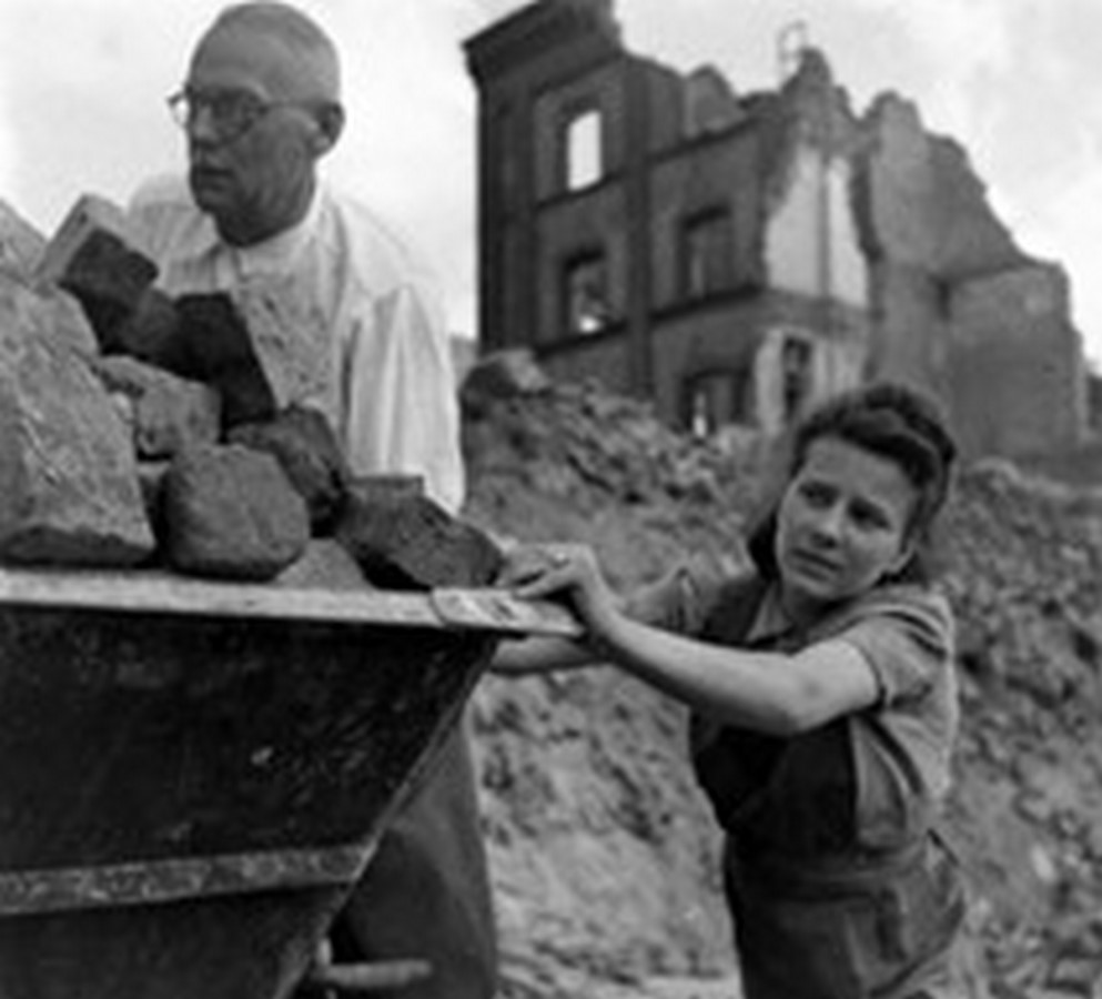 Rebuilding After War - RTF | Rethinking The Future