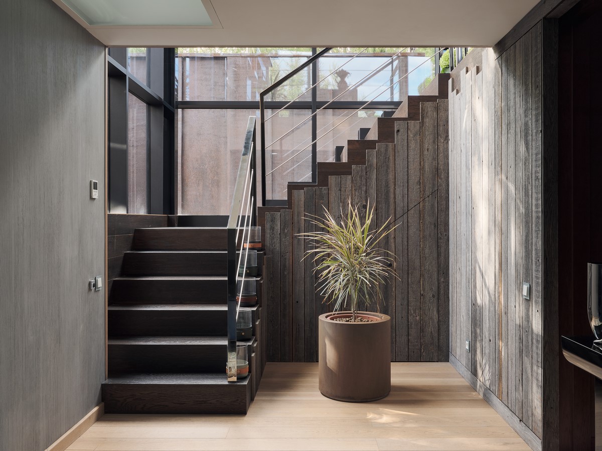 Jutaku-inspired house a simple blend of two residences by IDEOLOGIST ...