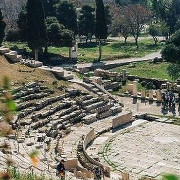 The Evolution of Set Designs in Theatres - RTF | Rethinking The Future