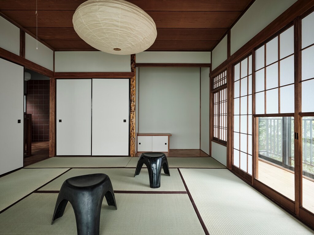 Shirokanedai House by Roovice - RTF | Rethinking The Future