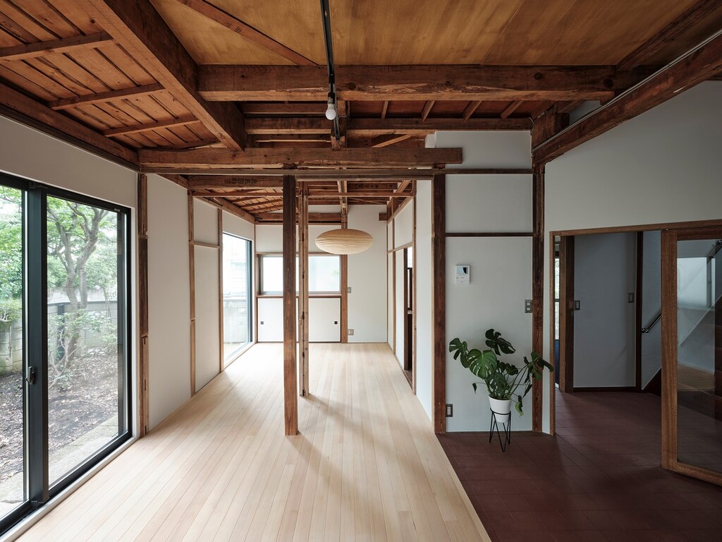 Shirokanedai House by Roovice - RTF | Rethinking The Future