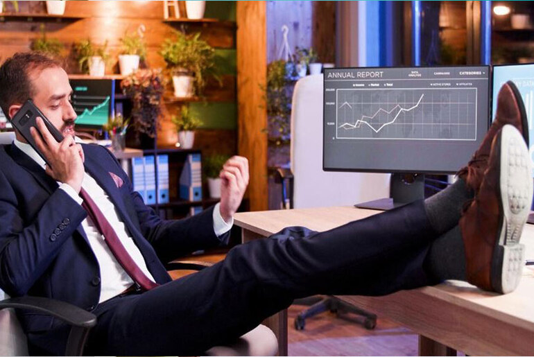 5 Best Tips to Become a Stockbroker - RTF | Rethinking The Future