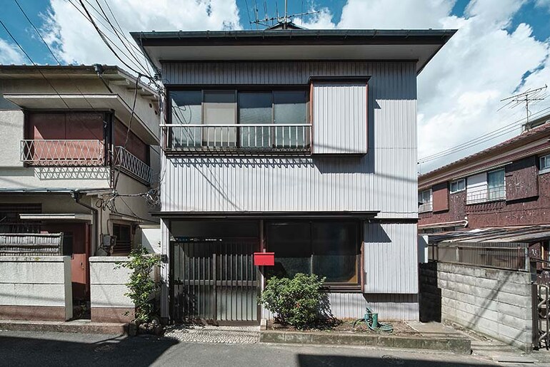 Ōmori House by Roovice - RTF | Rethinking The Future
